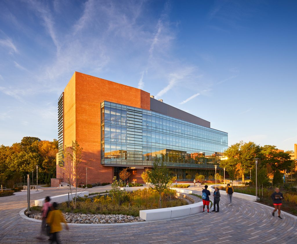 Interdisciplinary Life Sciences Building - Ballinger